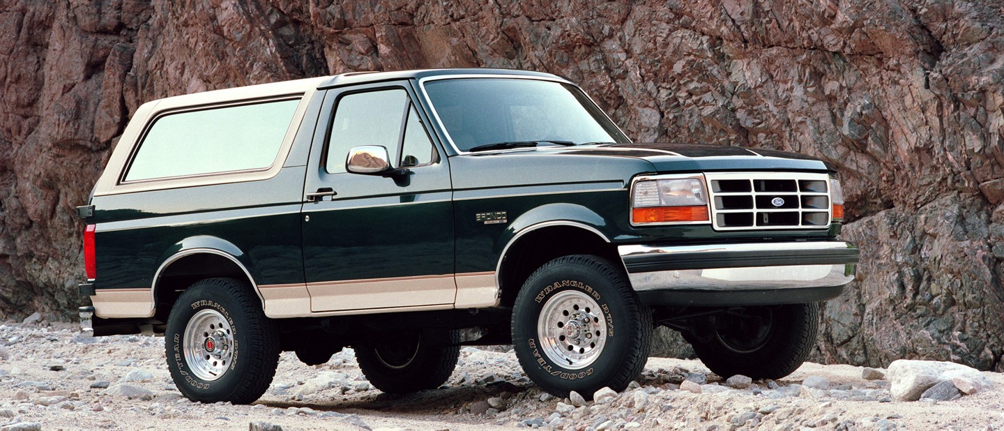 5th Generation Bronco (1992 - 1996): The Original Body Style | Ford ...