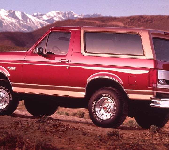 5th Generation Bronco (1992 - 1996): The Original Body Style | Ford ...
