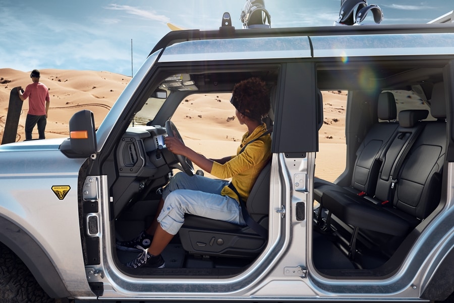 2023 Ford Bronco® SUV | Pricing, Photos, Specs & More | Ford.ca