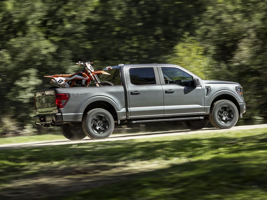 2025 Ford F-150® Truck | Off-Roading | Ford.ca
