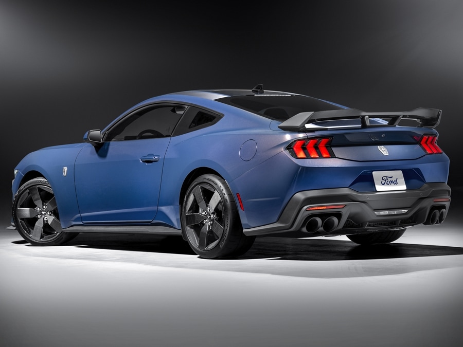 2025 Ford Mustang® | Packages & Accessories Features | Ford.ca